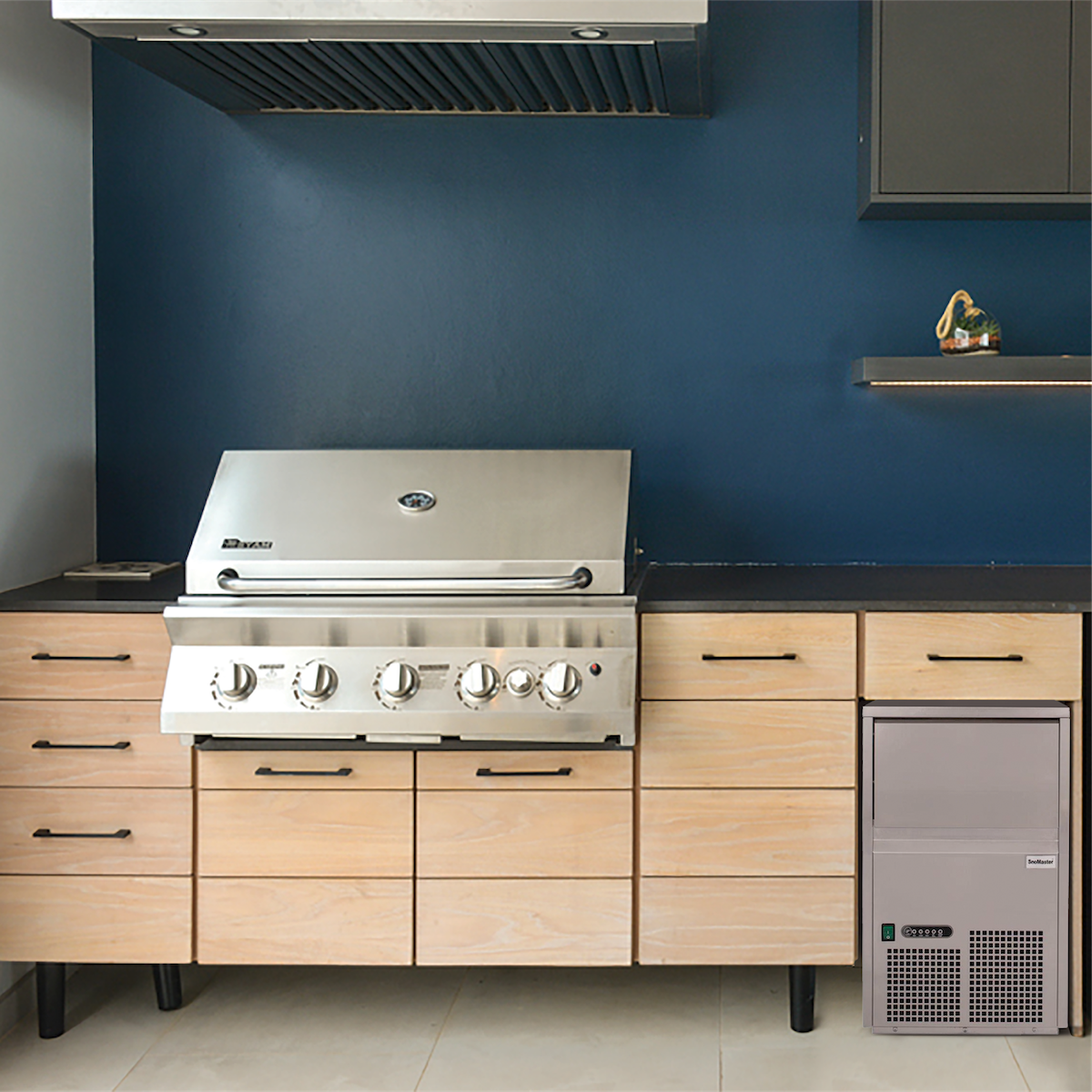 SnoMaster SM-26S 26KG/24HR PLUMBED-IN GOURMET TYPE ICE-MAKER ...